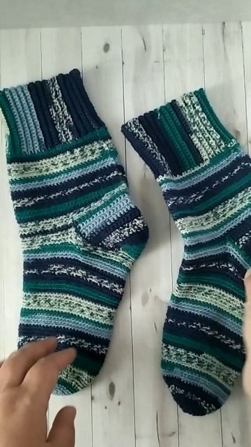 Суперноски из пряжи супервош. Носки крючком