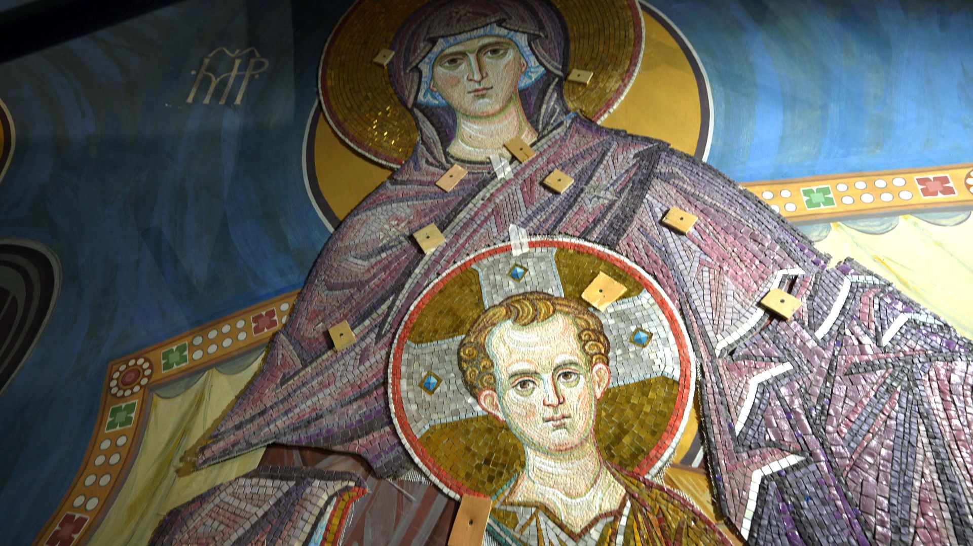 Священные образы: новое мозаичное украшение Невского собора