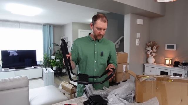 ПОТЕРЯННЫЕ ПОСЫЛКИ — ЭТИ КОРОБКИ ДЕЛАЮТ НАС БОГАТЫМИ 😂(Happy Family in CANADA)