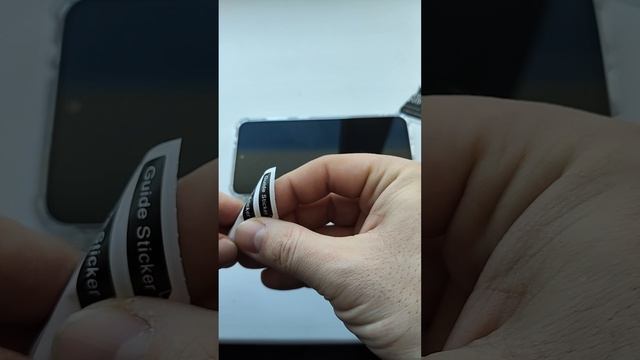 Купил и наклеил стекло на смартфон Samsung A56.