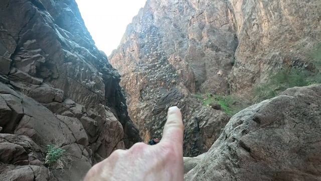 ЧТО С НИМИ СЛУЧИЛОСЬ? Найдена Камера Пропавших Туристов в Неваде