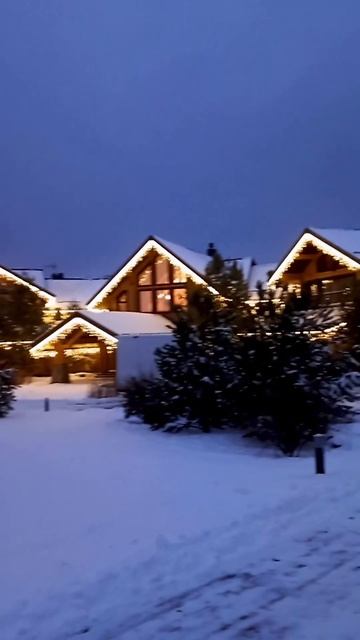 Загородный клуб. Новогодняя+круглогодичная декоративная подсветка.