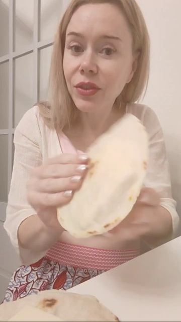 Веганские кето-чебуреки с пармезаном