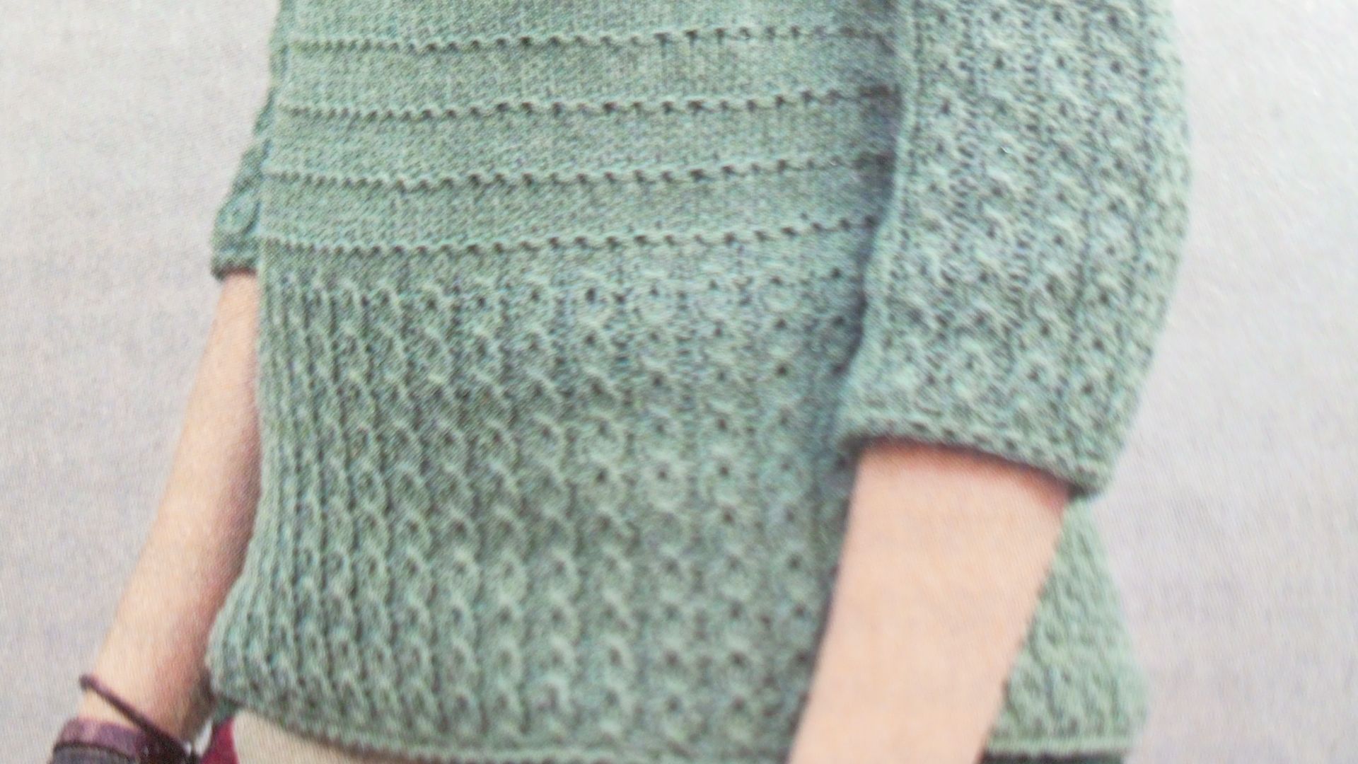 Полуажурный узор с косами