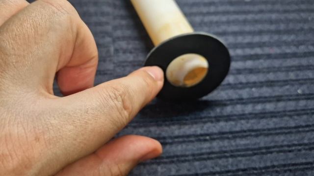 Замена прокладки сливного механизма Alcaplast