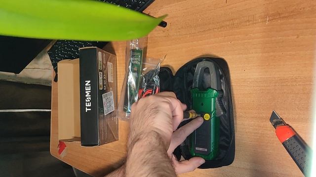Распаковка - Токовые клещи  Tesmen TCM-300D