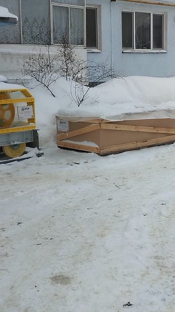 Привезли двигатель и лифтовое оборудования NLM