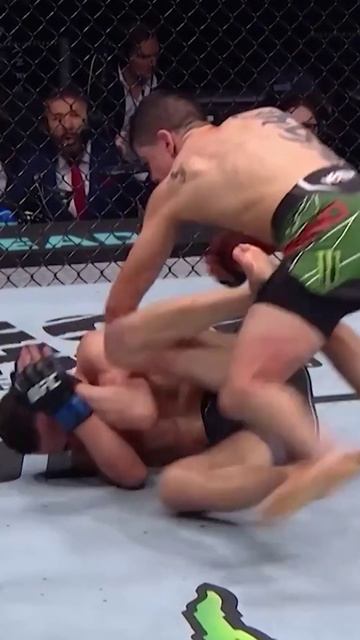 Брэндон Морено больше не станет чемпионом