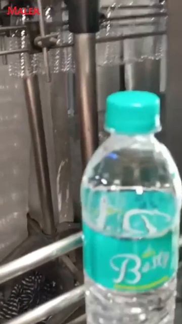 MALER 466 CIJ - маркировка на бутылках с водой, на производственной линии у нашего партнёра