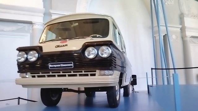 Этот автомобиль "Старт" из «Кавказской пленницы» был самым стильным микроавтобусом СССР