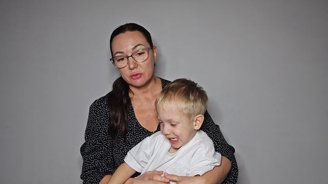 Видеообращение мамы Ильи Петрова