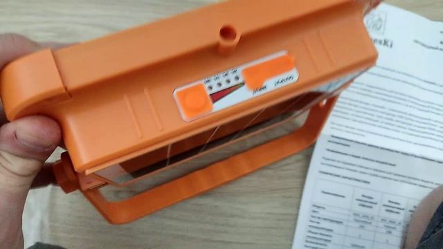 Обзор аккумуляторного фонаря-прожектора