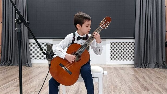 Этюд № 2 - СТРАЙД - Александр Виницкий. Исп. Ягольник Авдий, 9 лет. Сборник "На пути к джазу".