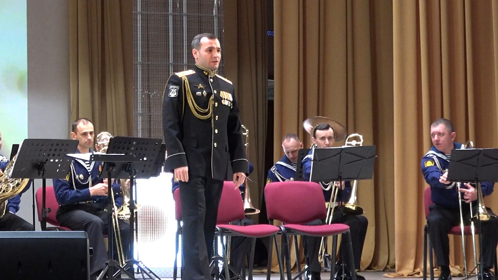 Оркестр Черноморского высшего военного училища имени Нахимова