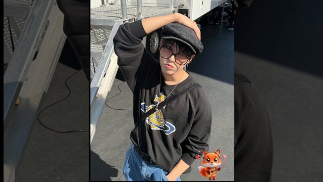 HAN "R(Raining stars)"