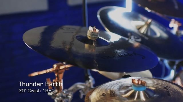 Thunder Earth - 20 crash 1960g