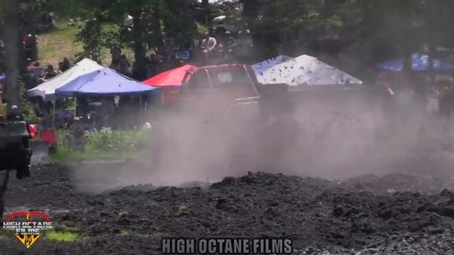 ВЕСЕННИЙ СЛИНГ PERKINS MUD BOG 2025 - САМОЕ БОЛЬШОЕ ГРЯЗЕВОЕ БОЛОТО НА ЗАДНЕМ ДВОРЕ В СТРАНЕ