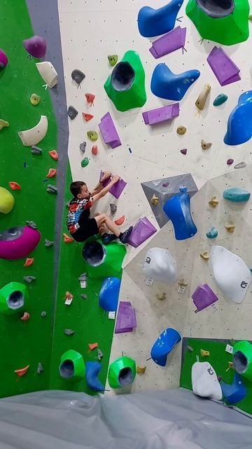 Динамика в спорте | Серега скалолаз  #серегаспортсмен #серегаспортсмен #боулдеринг #shorts