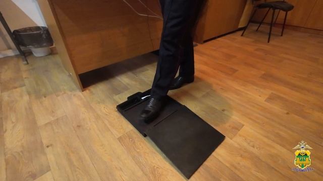 В Новокубанском районе эксперты-новаторы изобрели устройство по ускоренному изъятию оттисков следов