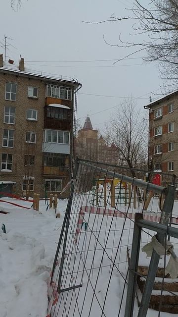 №1560 Двор Г. Звезда 73-Красноармейская 52 26 февраля 2026 г., 17:42:37 VID_20260226_174118021