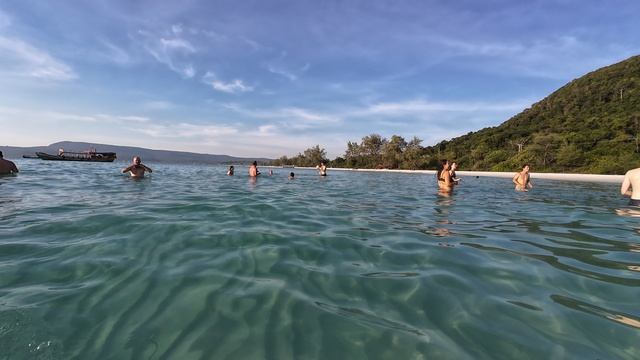 Остров Ко Ронг(Koh Rong), Тур по островам - пляж Long Beach отдых. Декабрь 2025. Камбоджа.