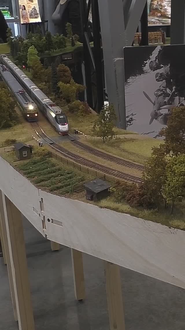 Москва, ВДНХ, Музей Гаража особого назначения, 30.10.2025. Выставка «Железнодорожная модель — 2025».