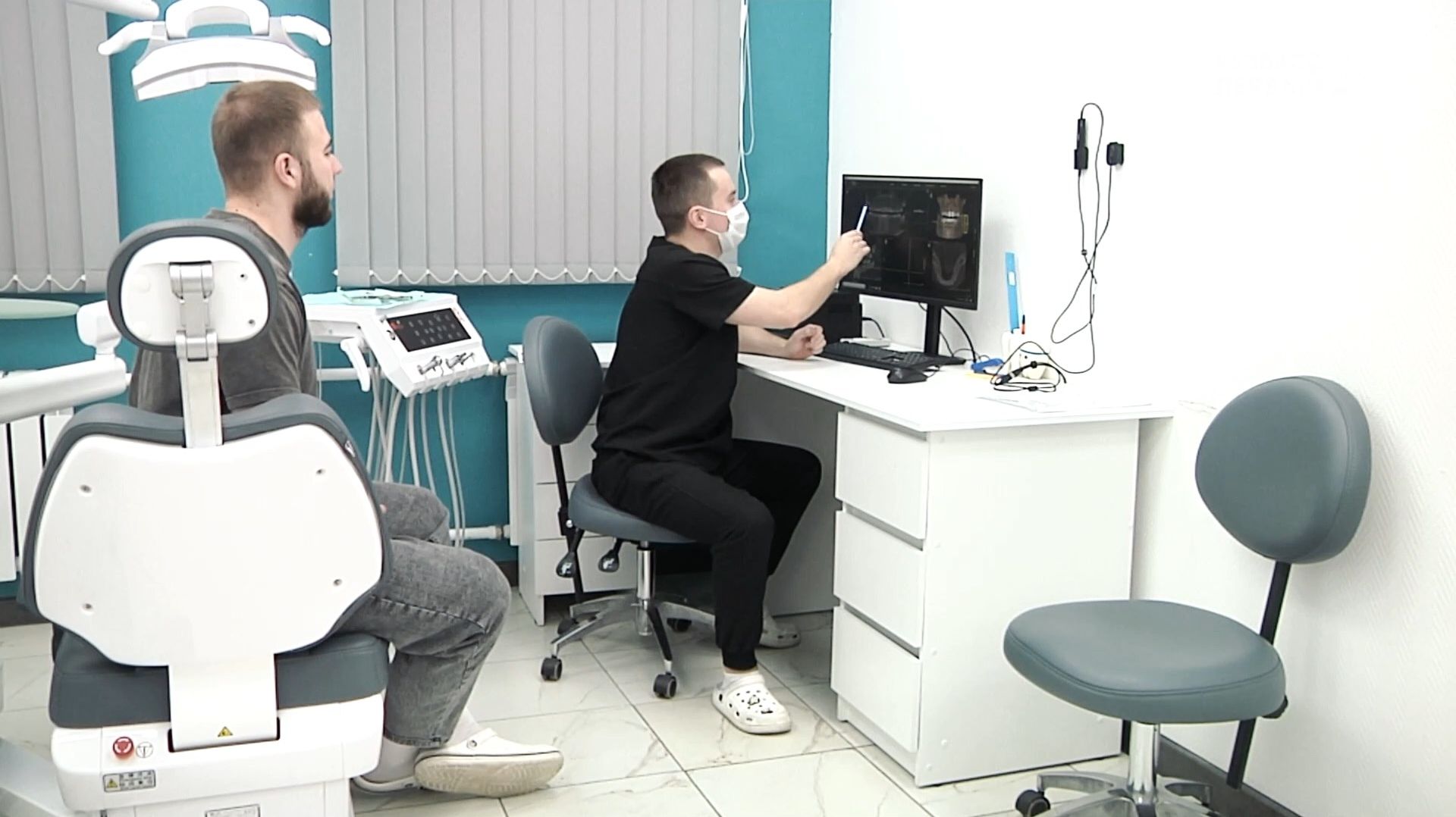 Здоровая улыбка России. Что такое резекция верхушки корня и за сколько посещений ставят имплант?