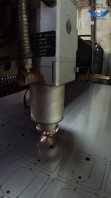 Лазерная резка металла на станке с ЧПУ #металлообработка #лазер #резкаметалла #лазерныйстанок