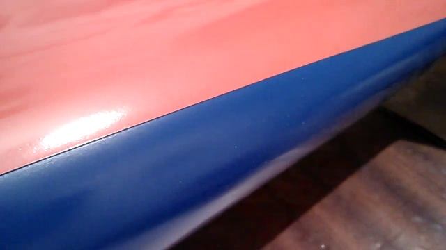 №271- Зачистка граней цветов на фюзеляже .