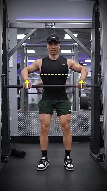 ЦЕЛИТЕСЬ по всем головам плеча