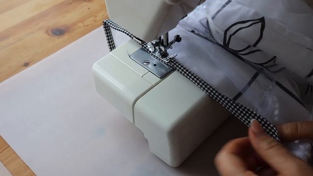 Перестаньте выкидывать старый тюль. Покажу, какую красоту я из него смастерила