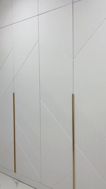 Шкаф распашной 12