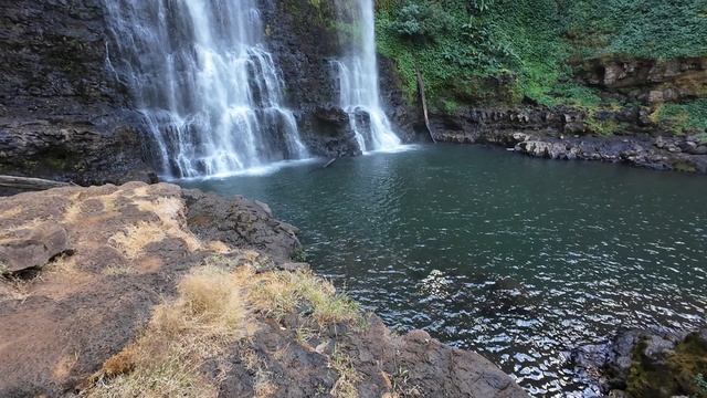 Водопад Tad Gneuang Waterfall вид снизу. Паксе (Pakse). Лаос. Январь 2026.