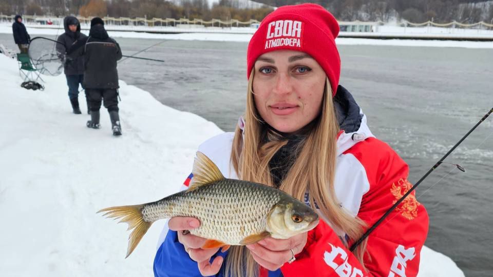 Анна Артемьева ☺️☝️ известный блогер в гостях дня рыбака !