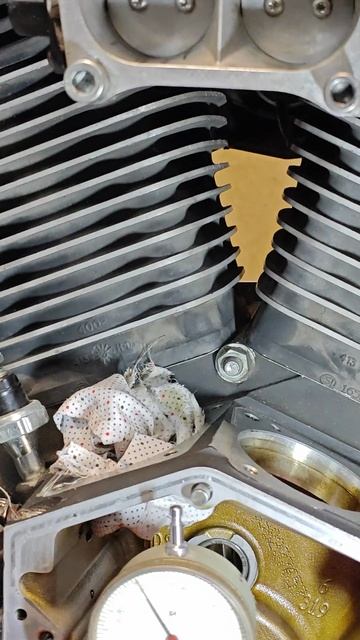 Подготовка к замеру биения хвостовика коленвала H-D Evolution!