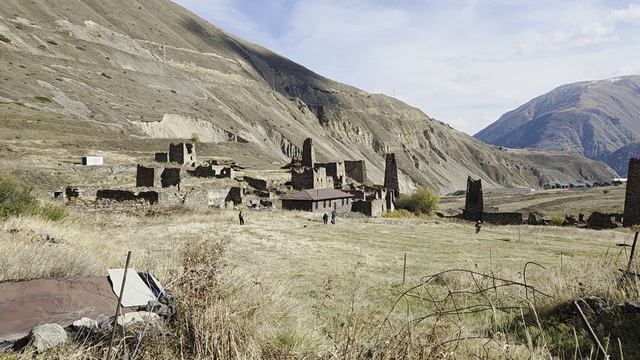 Башенный комплекс 14 век.Лисри. Осетия