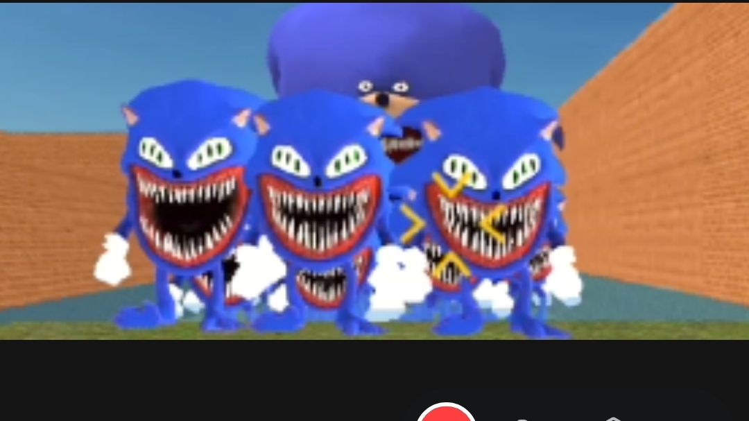 убегают от шин соника в огромном лабиринте 3 часть