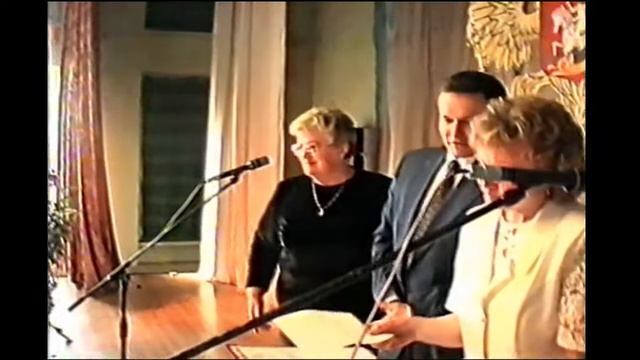 Вручение аттестатов. Школа № 20 г. Люберцы 2000г.