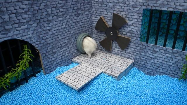 🐹 Хомяк сбегает из потрясающего двойного тюремного лабиринта с крипером из Minecraft🐹