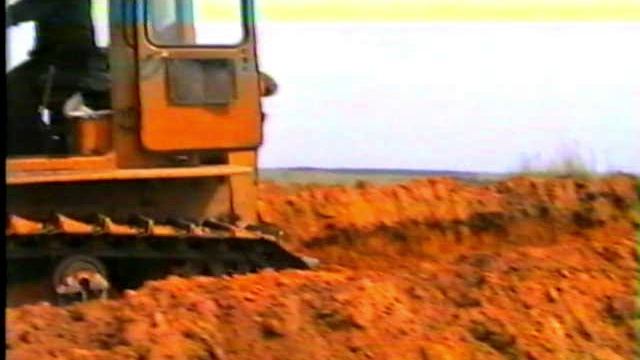 Работа археологов ВолГУ под рук. А.Н.Дьяченко в р-неМоисеево. 07.07.03