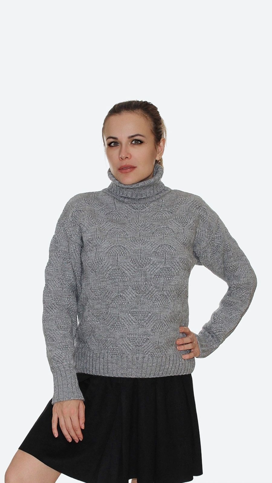 Серый женский свитер с блестками