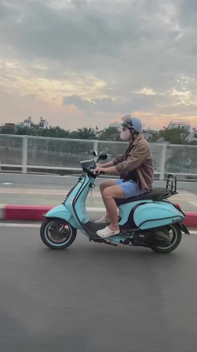 Неистовые сайгонские мопедисты вытворяют чудеса на дорогах мегаполиса Вьетнам 2026