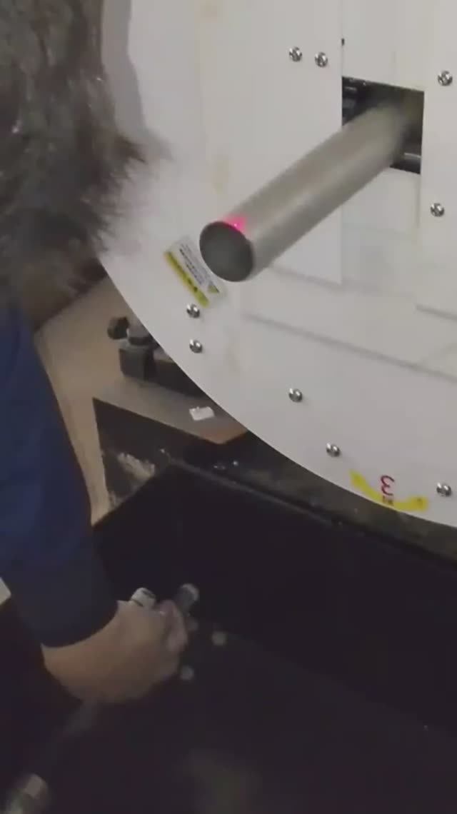 Станок лазерной резки с труборезным модулем LEMASH LM3015M введен в эксплуатацию