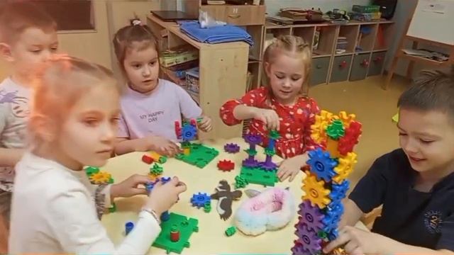 Группа № 5 Гномики