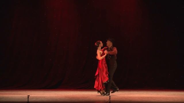 Трейлер короткометражного документального фильма «Что бы ни случилось, танцуй!»