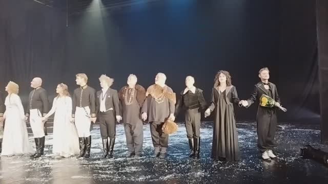 "Зимняя сказка" в ТЮЗе. Поклоны