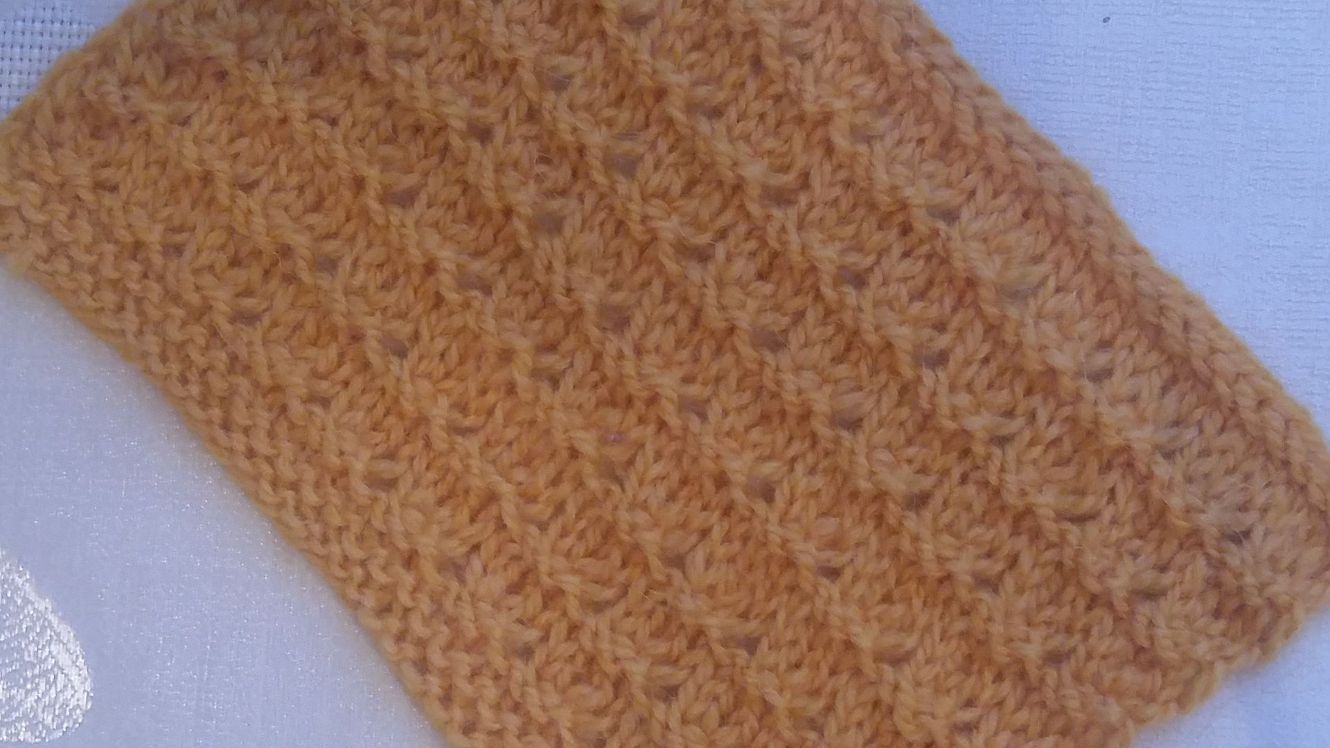 75. Рельефно-ажурный узор