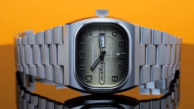 Часы Слава Телевизор Титан Серийные 3220138-8205