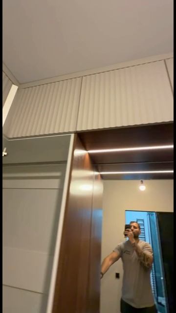 Такие прихожие показываем не часто 🤫