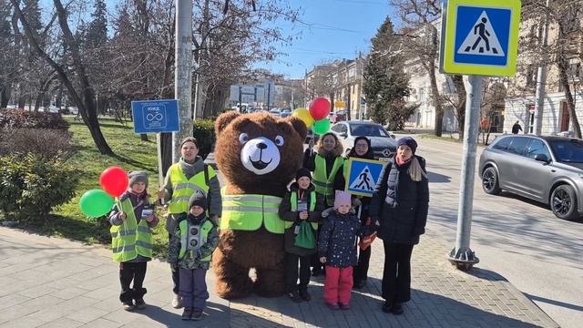 Госавтоинспекторы Севастополя напомнили о важности безопасного поведения на дороге